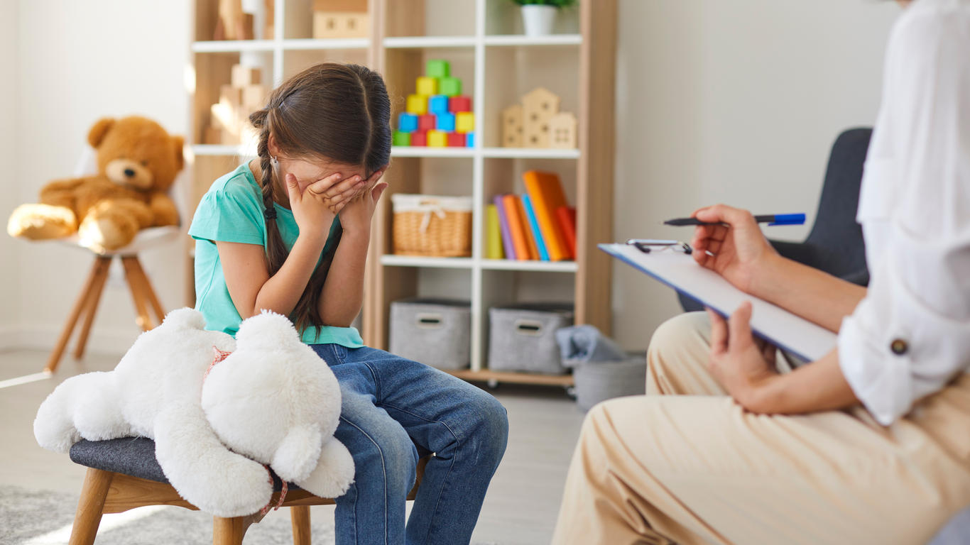 Prévenir et repérer la maltraitance des enfants - AlloDocteurs
