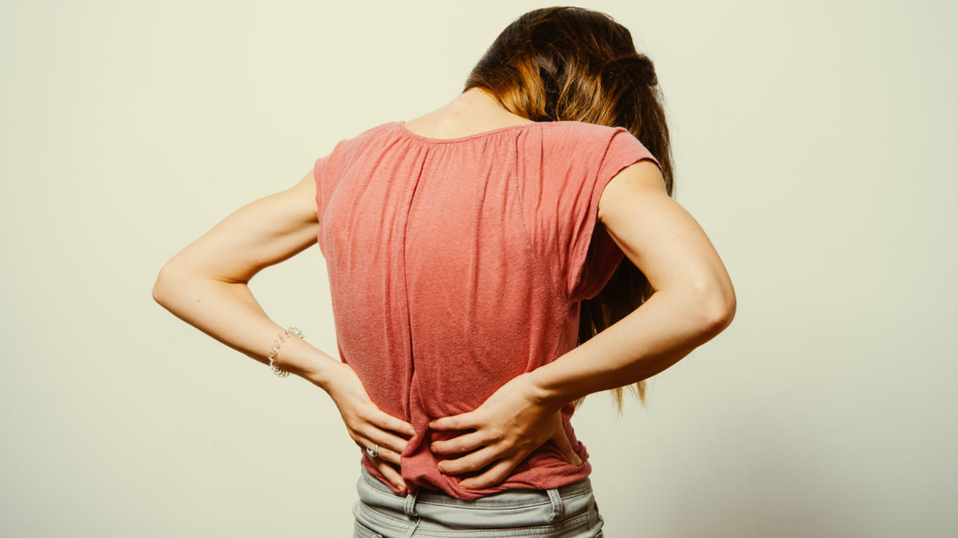 Mal de dos : comment éviter la lombalgie ? - AlloDocteurs