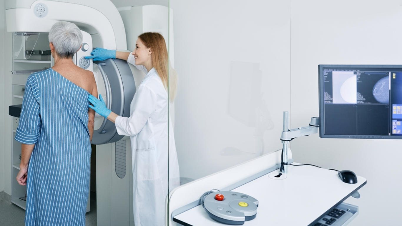 Esther Kamatari, une princesse engagée pour la santé des femmes ...