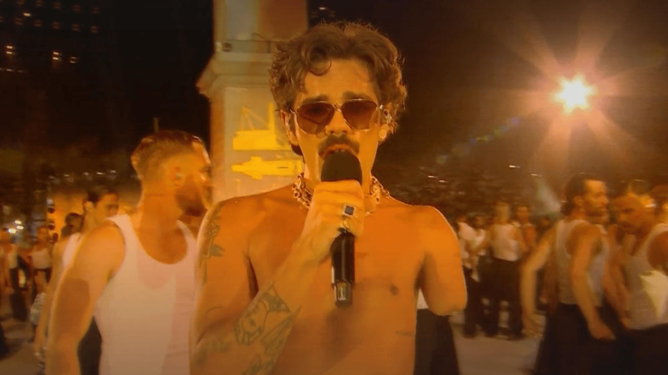 De quoi souffre Lucky Love, le chanteur de la cérémonie d'ouverture des ...