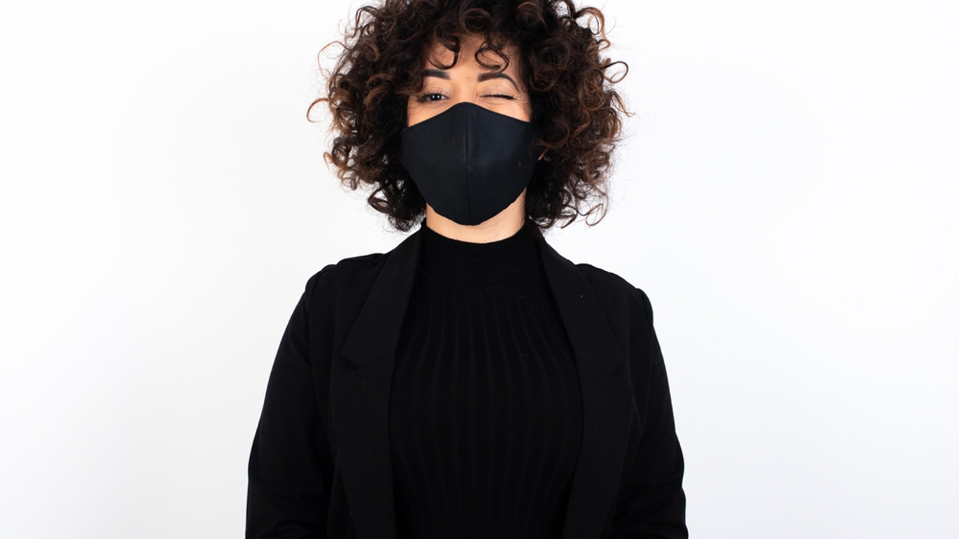 Pourquoi je cligne souvent des yeux ? - AlloDocteurs