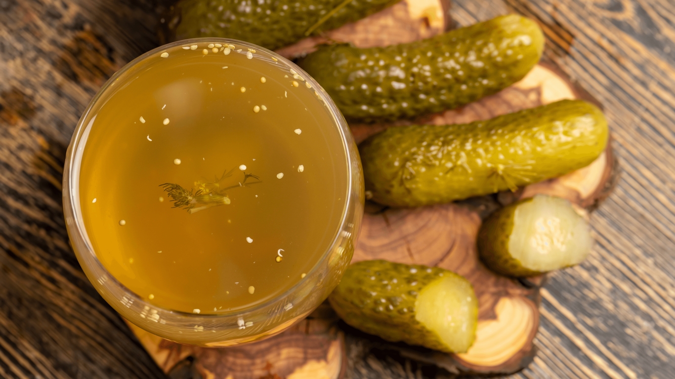 Le jus de cornichon aide à soulager les crampes : vrai ou faux ...